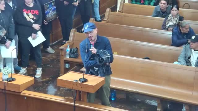 Residents press Southgate to close illegal truck yards at Alameda ...