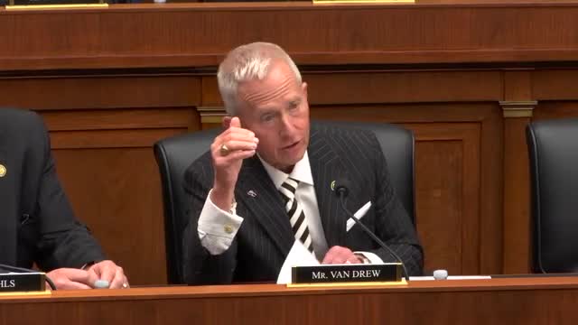 CitizenPortal.ai - Trucking industry voices concerns over autonomous ...