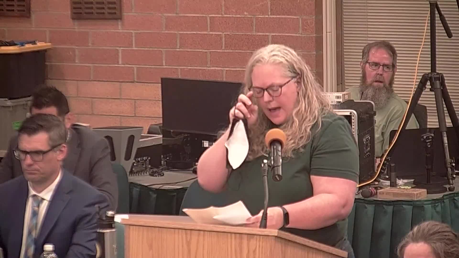 CitizenPortal.ai - Author Kaye Kronesser defends The Bog Wife amid Pine ...