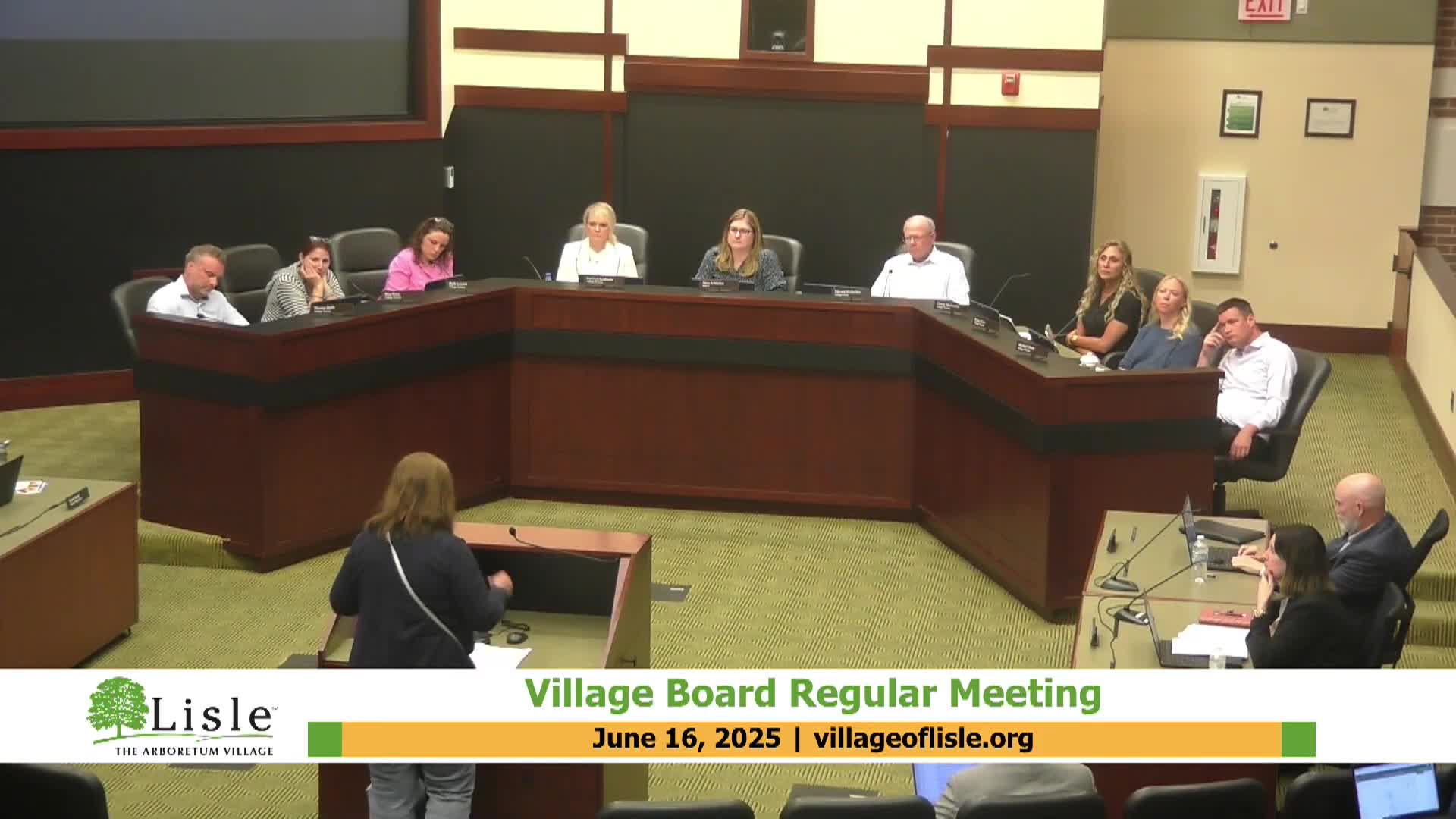 Oak View residents press Lisle over long-running water issues; village ...