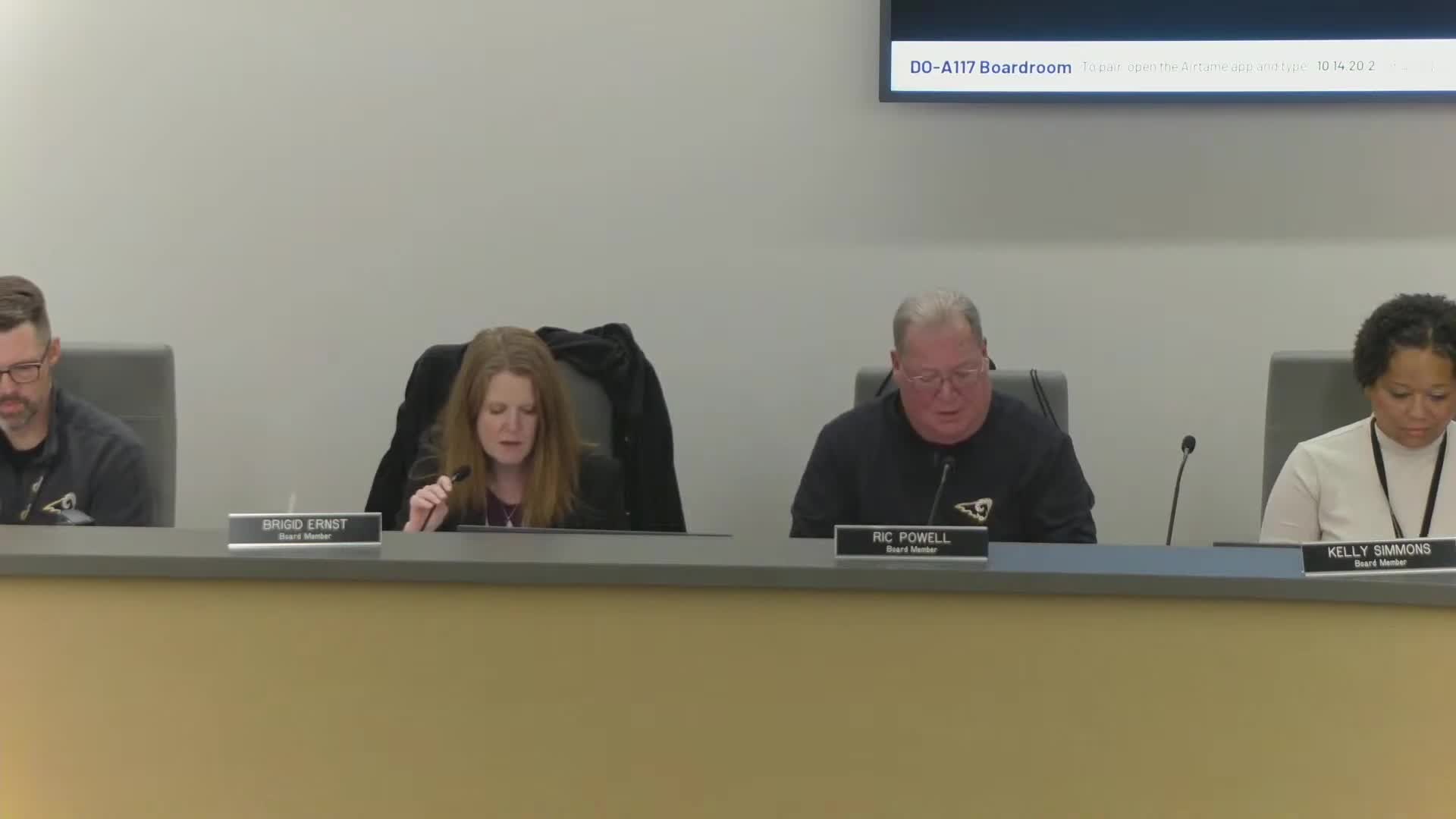 Southeast Polk board announces superintendent retirement, confirms ...
