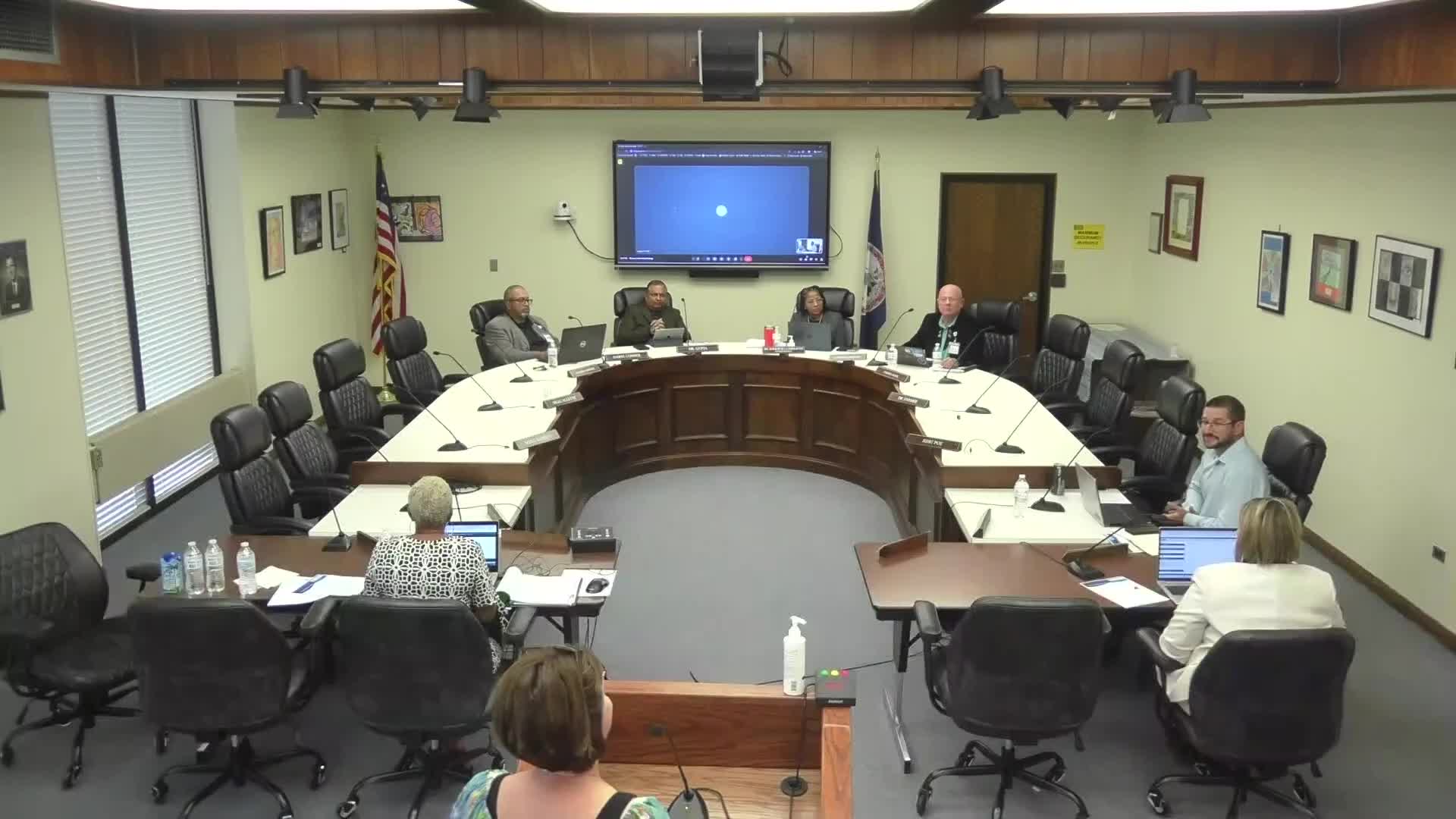 CitizenPortal.ai - Police present Crime Stoppers tipline for Lynchburg ...