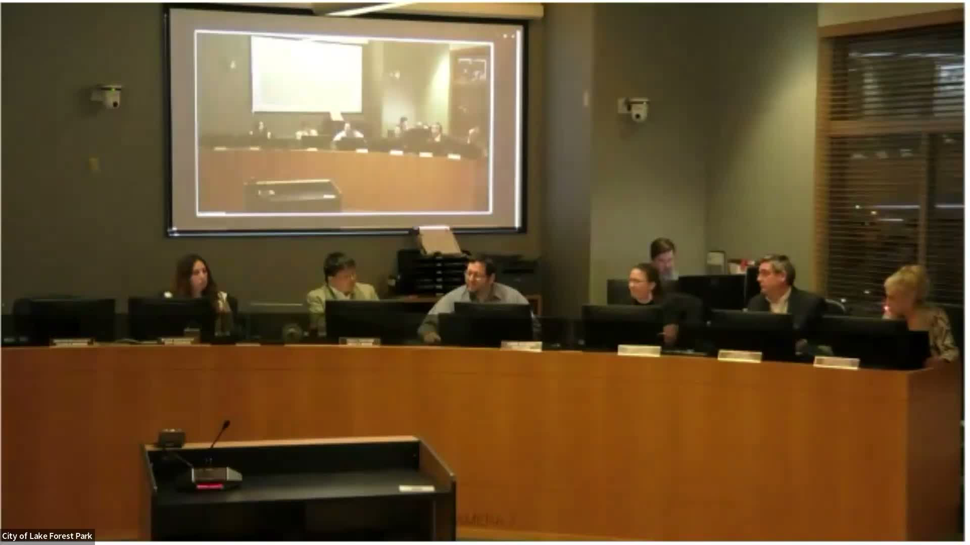 CitizenPortal.ai - Lake Forest Park council opens discussion on parking ...