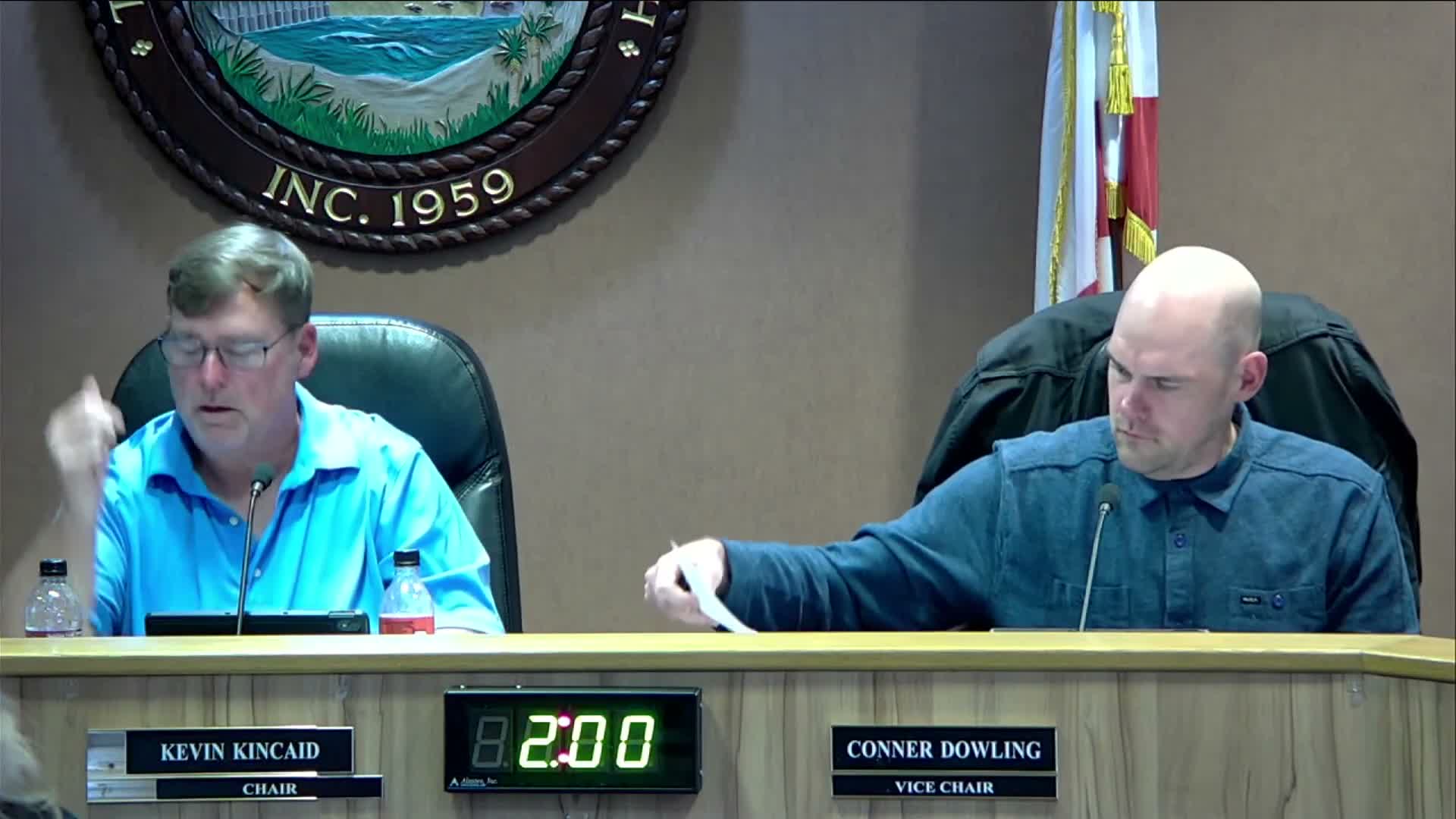 CitizenPortal.ai - Board passes first reading of updated tree/settback ...