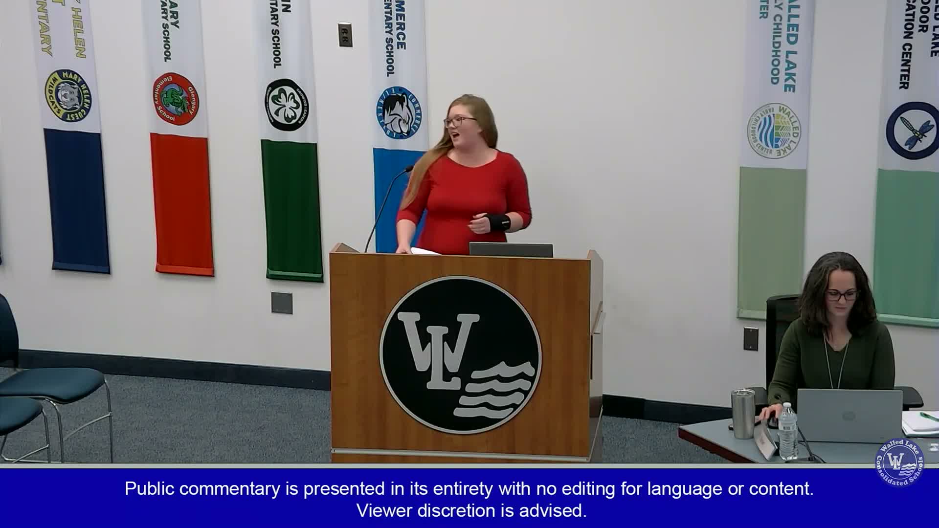 CitizenPortal.ai - Dozens urge Walled Lake board to resolve teacher ...